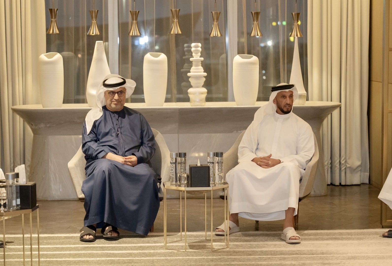 Abdulla Al Hamed meets with Emirati media professionals participating ...