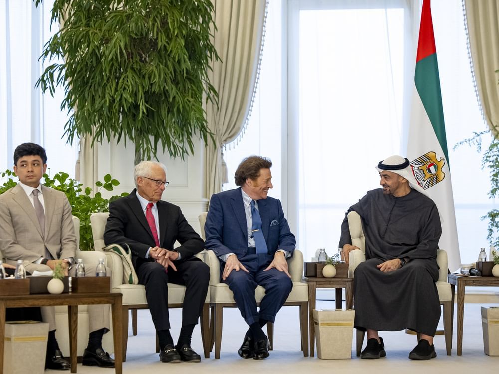 UAE President receives participants in 2025 IUCN World Conservation ...
